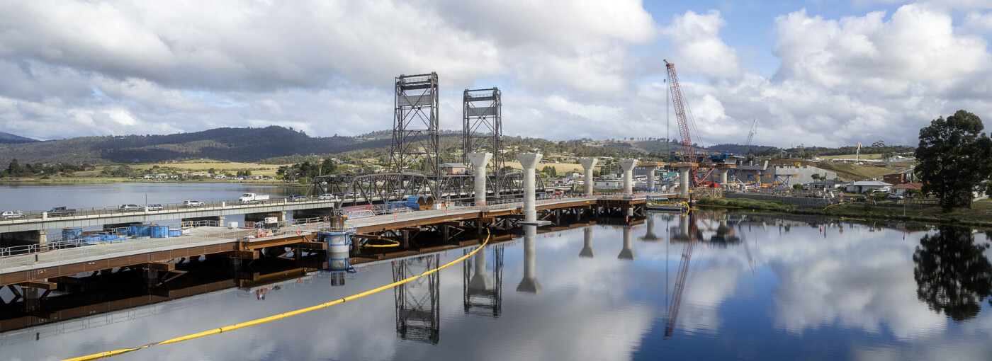 New Bridgewater Bridge - December flyover - McConnell Dowell